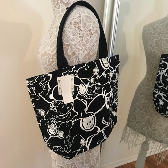 Uniqlo x KAWS | Bags | Uniqlo X Kaws Tote Shoulder Bag | Poshmark